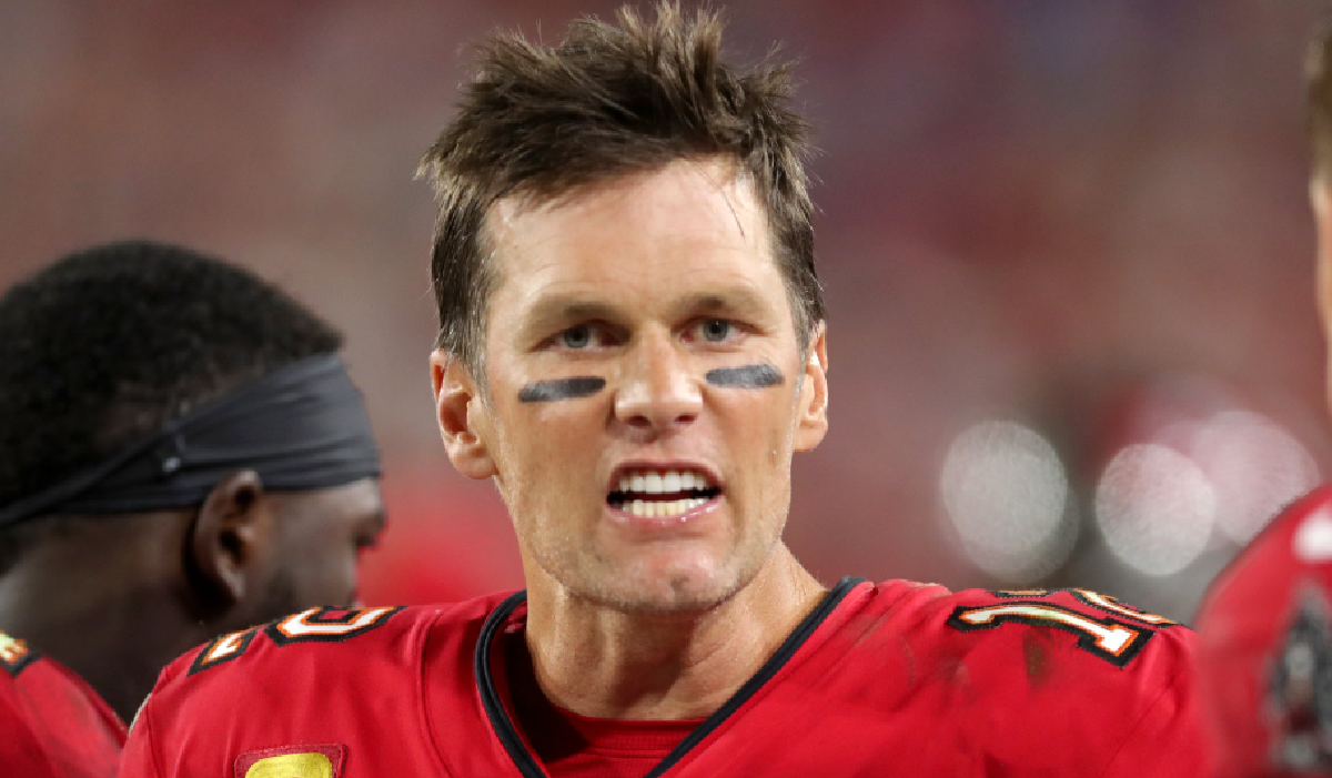 ¿Una mezcla entre Mahomes y Rodgers? Tom Brady revela cómo sería su QB ...