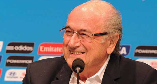 Blatter orgulloso de FIFA, sigue funcionando en tiempos de crisis ...