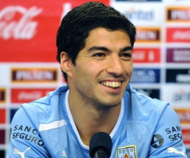 Suárez alinearía contra Inglaterra | ESTO en línea