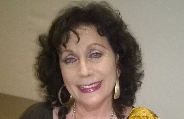 Dalia Inés presentó su libro “Lecumberri, el lado blanco del Palacio ...