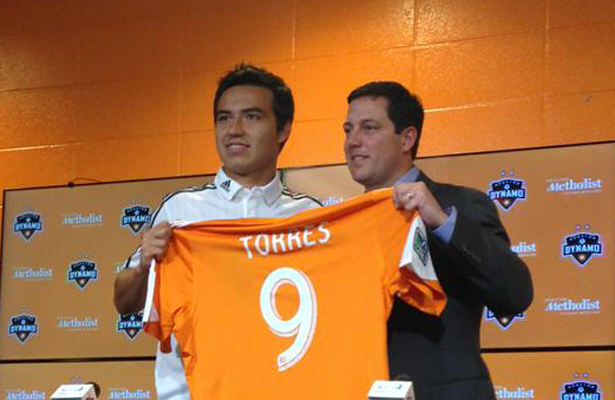 El “Cubo” Torres fue presentado por el Dynamo de Houston | ESTO en línea