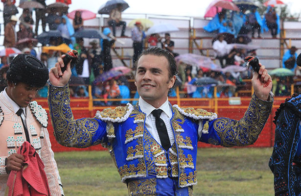 Jorge Sotelo, gran tarde en Puebla | ESTO en línea