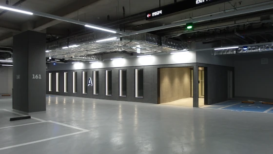 [쉐어엑스] 브랜드와 사용자를 연결하는 사이니지 전략과 디자인 | SHARE X