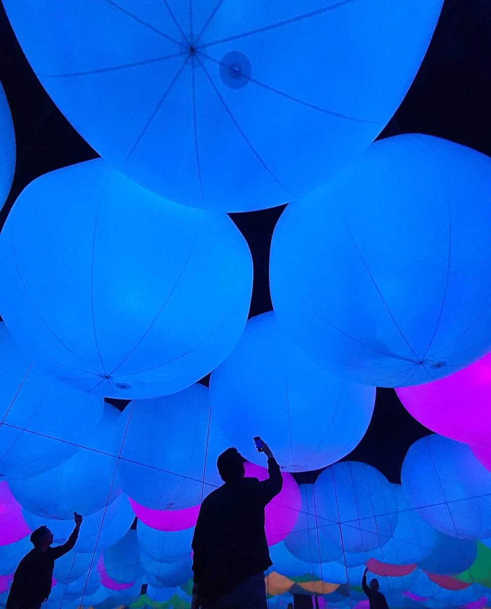 Globos luminosos de helio | Scratch Perú