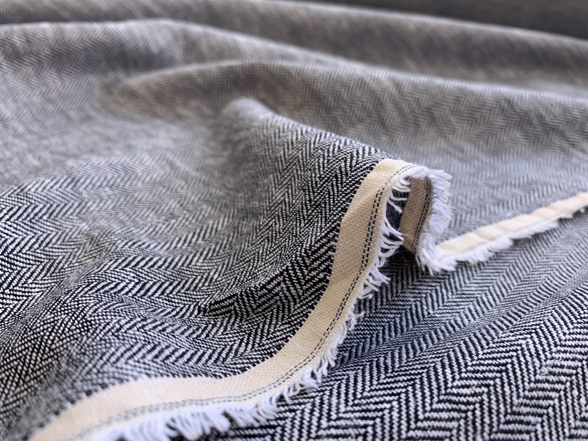 Mystique Chevron Cotton/Linen/Rayon - Black - Stonemountain & Daughter ...