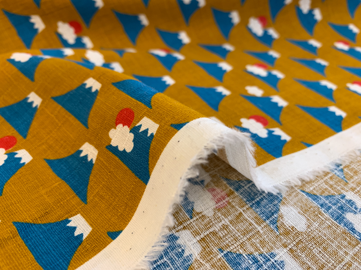 Japanese Cotton Dobby - Mt Fuji - Gold - Stonemountain & Daughter Fabrics