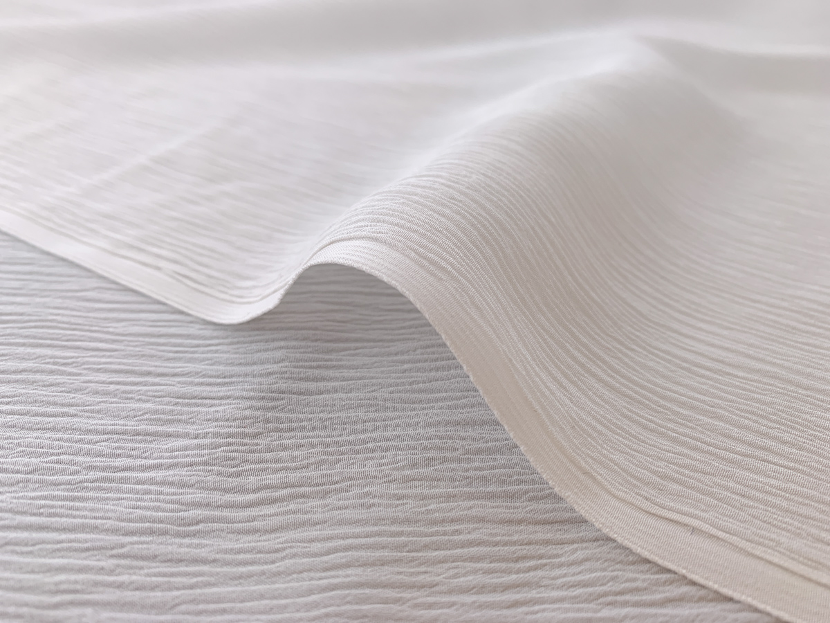 Designer Deadstock – Silk Crinkle Crepe – White - Stonemountain ...