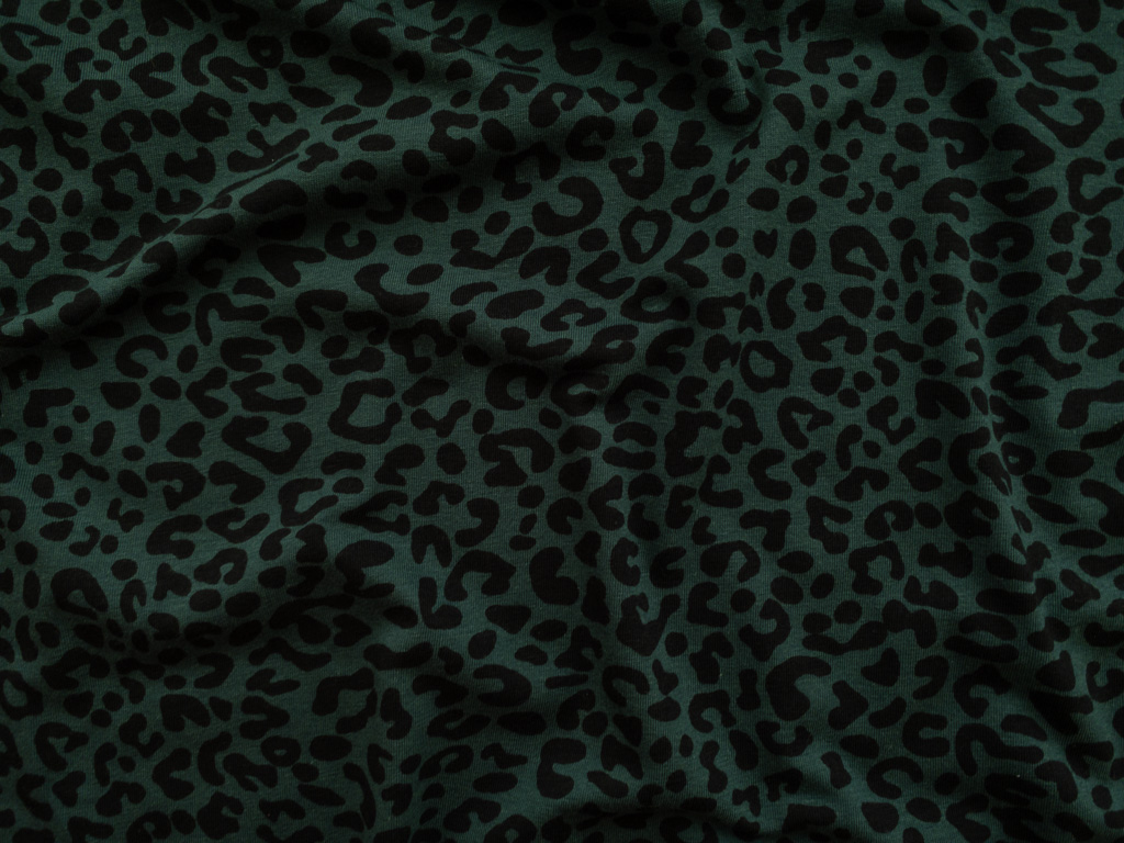 Amour Vert - Organic Cotton/Modal Jersey - Leopard Print - Forest/Black ...