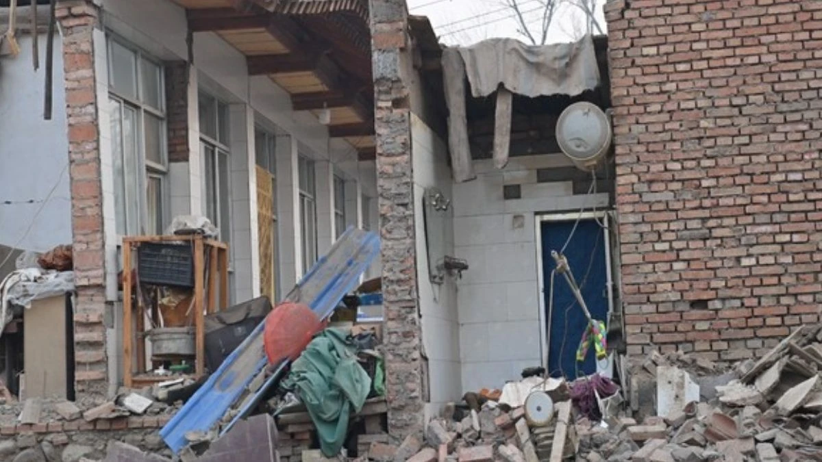 Tibet Earthquake 2025: 49 बार कांपी धरती, इमारतें धराशाई... तिब्बत में ...