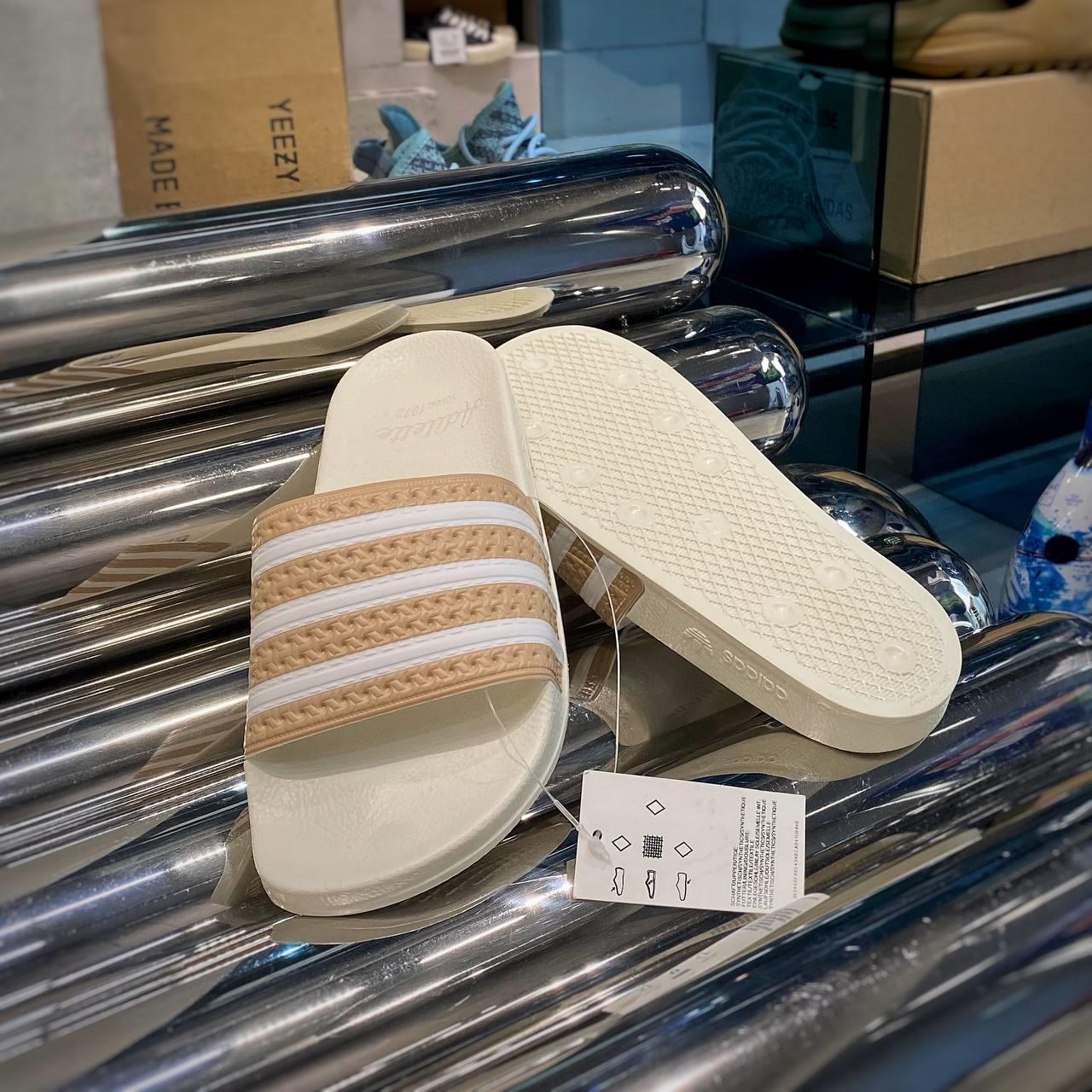 Minhshop.vn - Dép Adidas Adilette Original 1972 Magic Beige [GY2102]