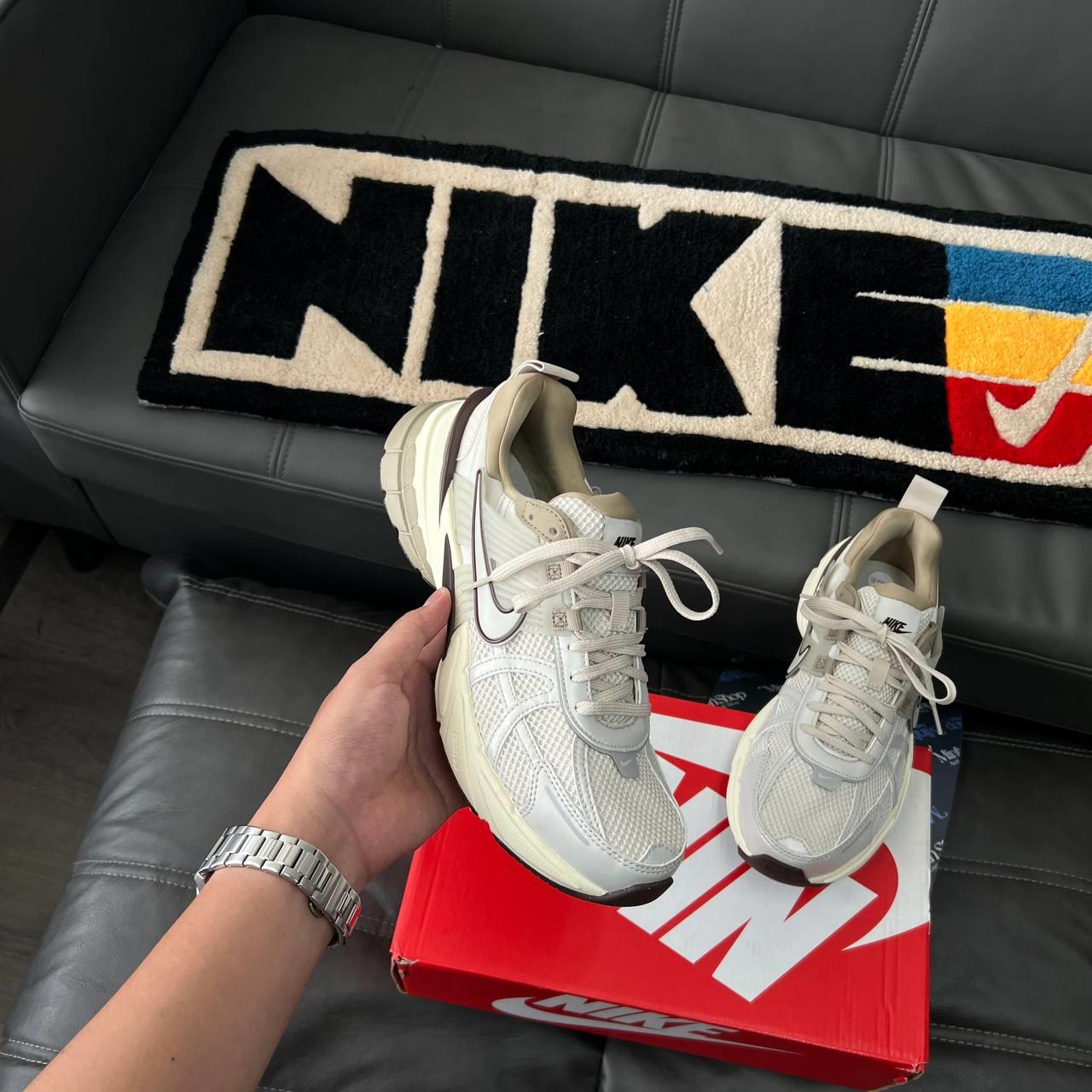 Minhshop.vn - Giày Nike V2K Run ‘Cream’ [FD0736-103]