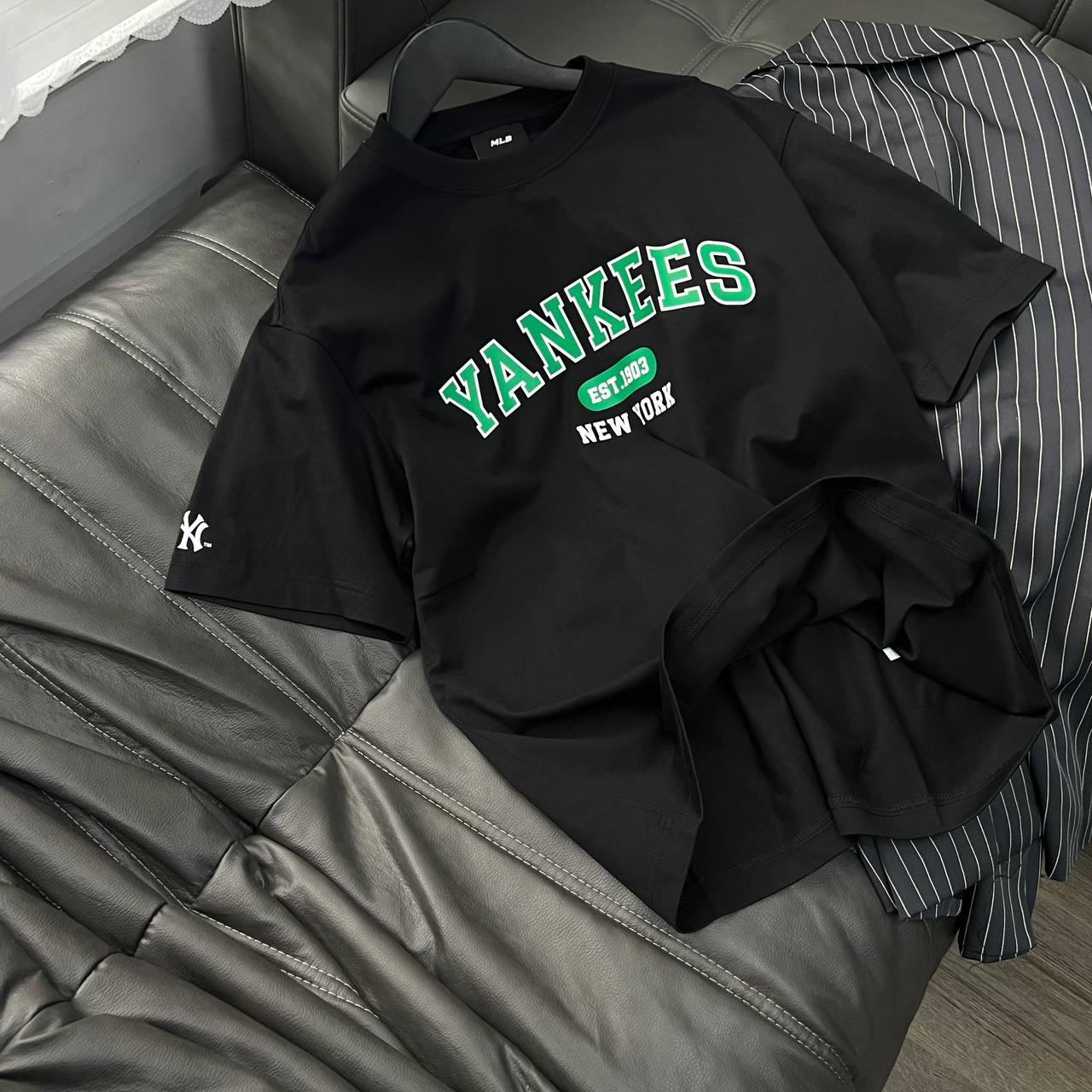 Minhshop.vn - Áo thun MLB Overfit Varsity New York Yankees ''Black ...