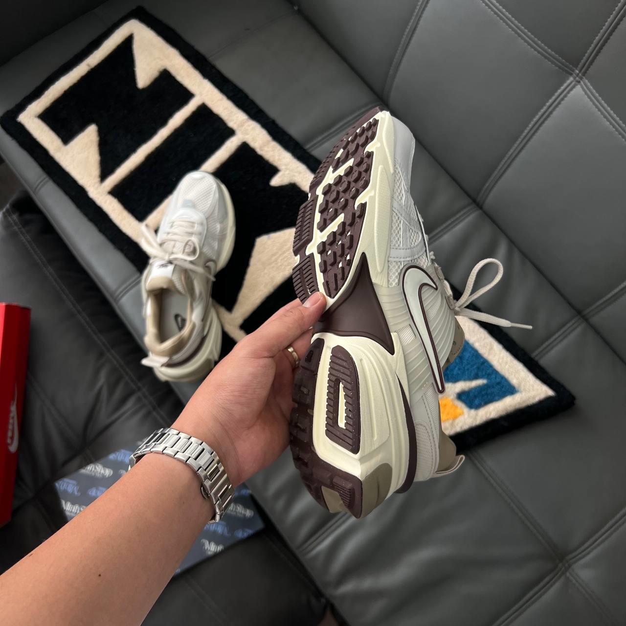 Minhshop.vn - Giày Nike V2K Run ‘Cream’ [FD0736-103]