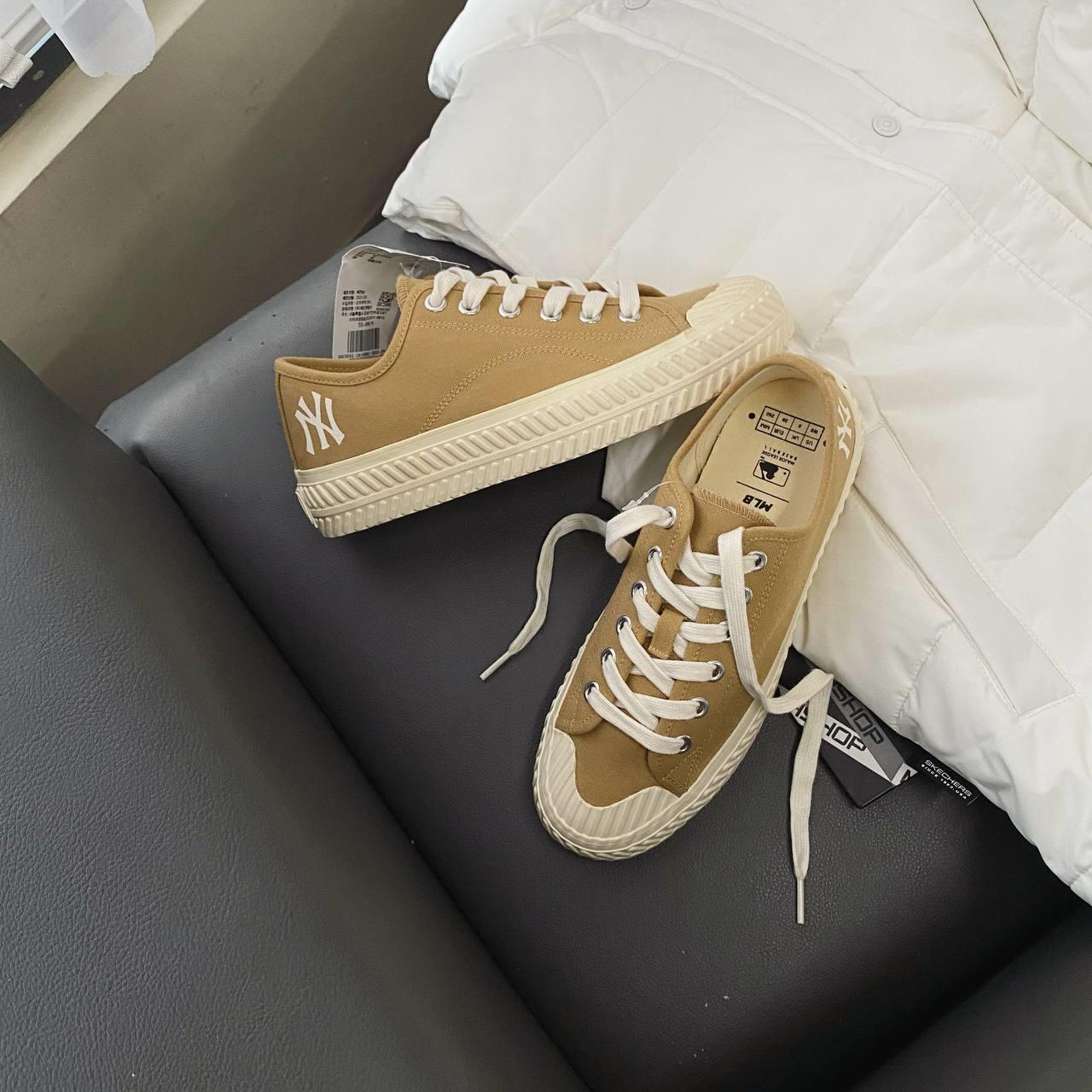 Minhshop.vn - ~30% Giày MLB Playball Origin New York Yankees [3ACVVA11N ...