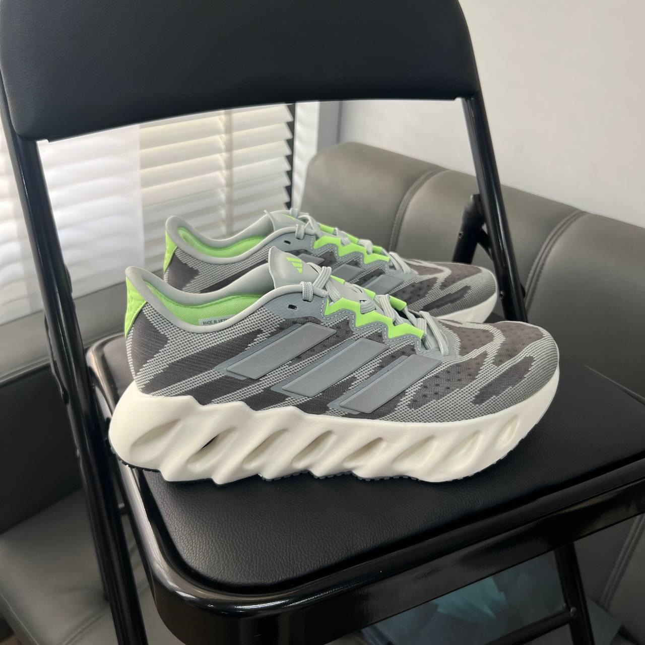 Minhshop.vn - Giày Adidas Switch FWD Running Grey One / Neon [ID2635]