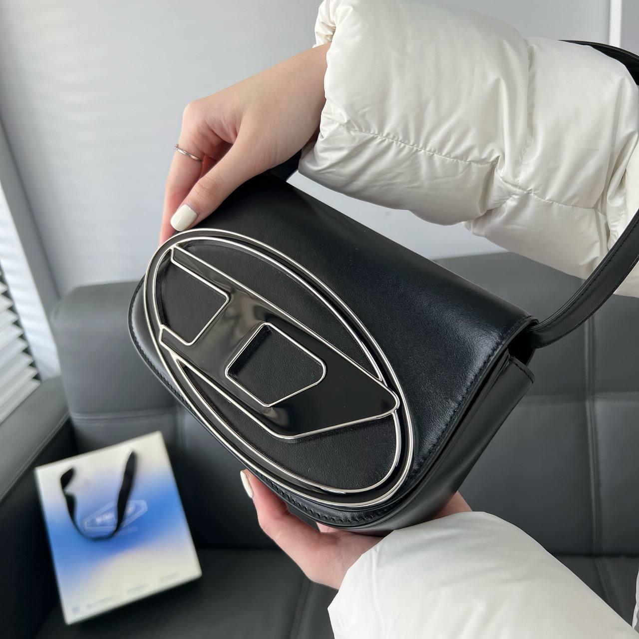 Minhshop.vn - Túi Diesel 1DR Black [X08396]