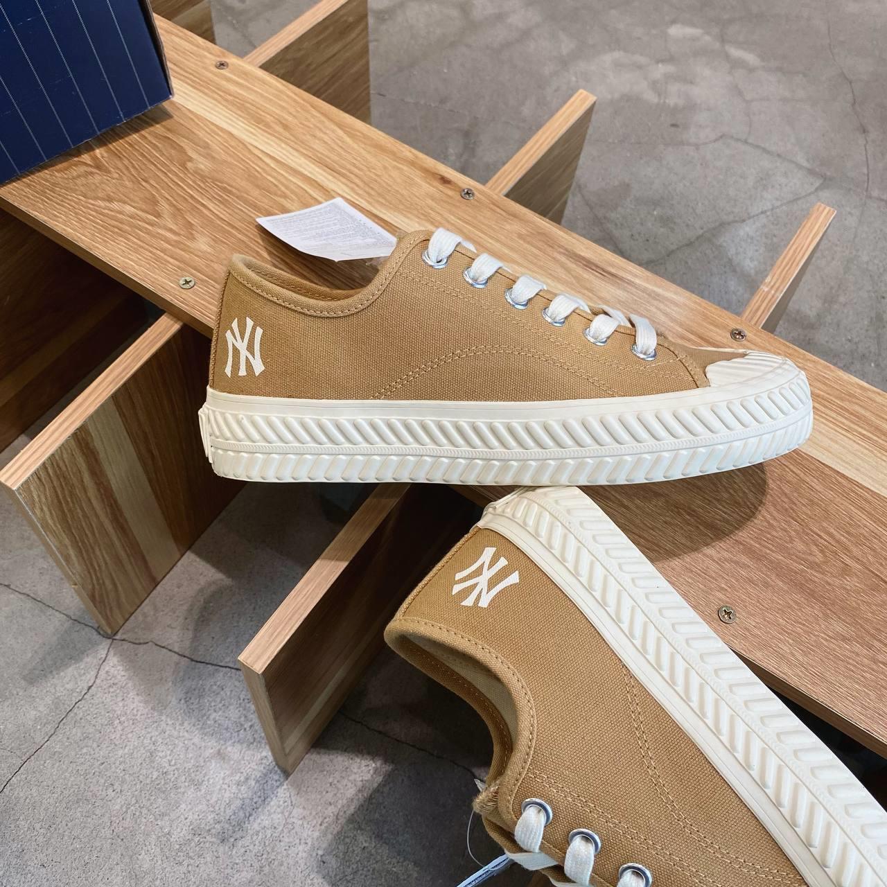 Minhshop.vn - ~30% Giày MLB Playball Origin New York Yankees [3ACVVA11N ...