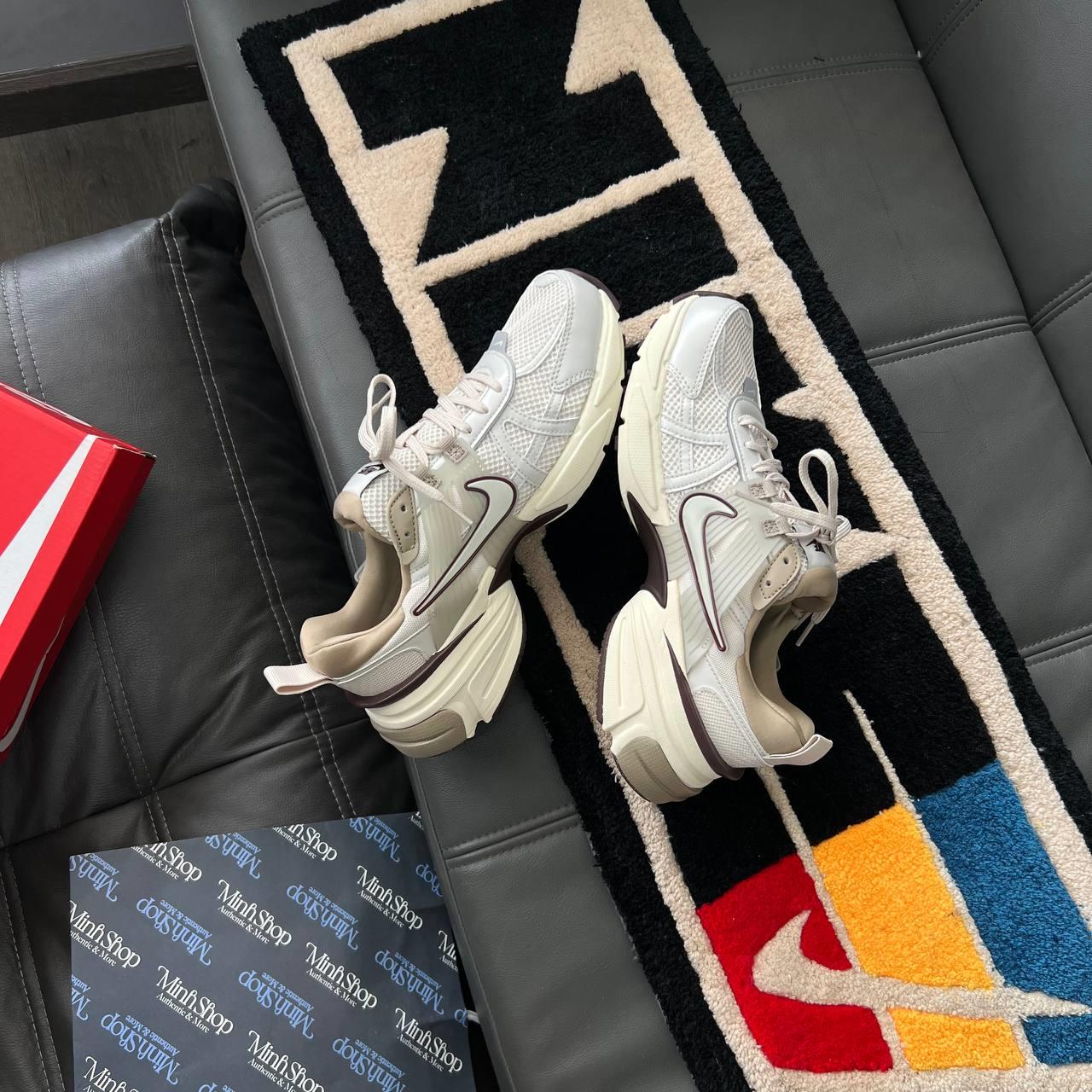 Minhshop.vn - Giày Nike V2K Run ‘Cream’ [FD0736-103]