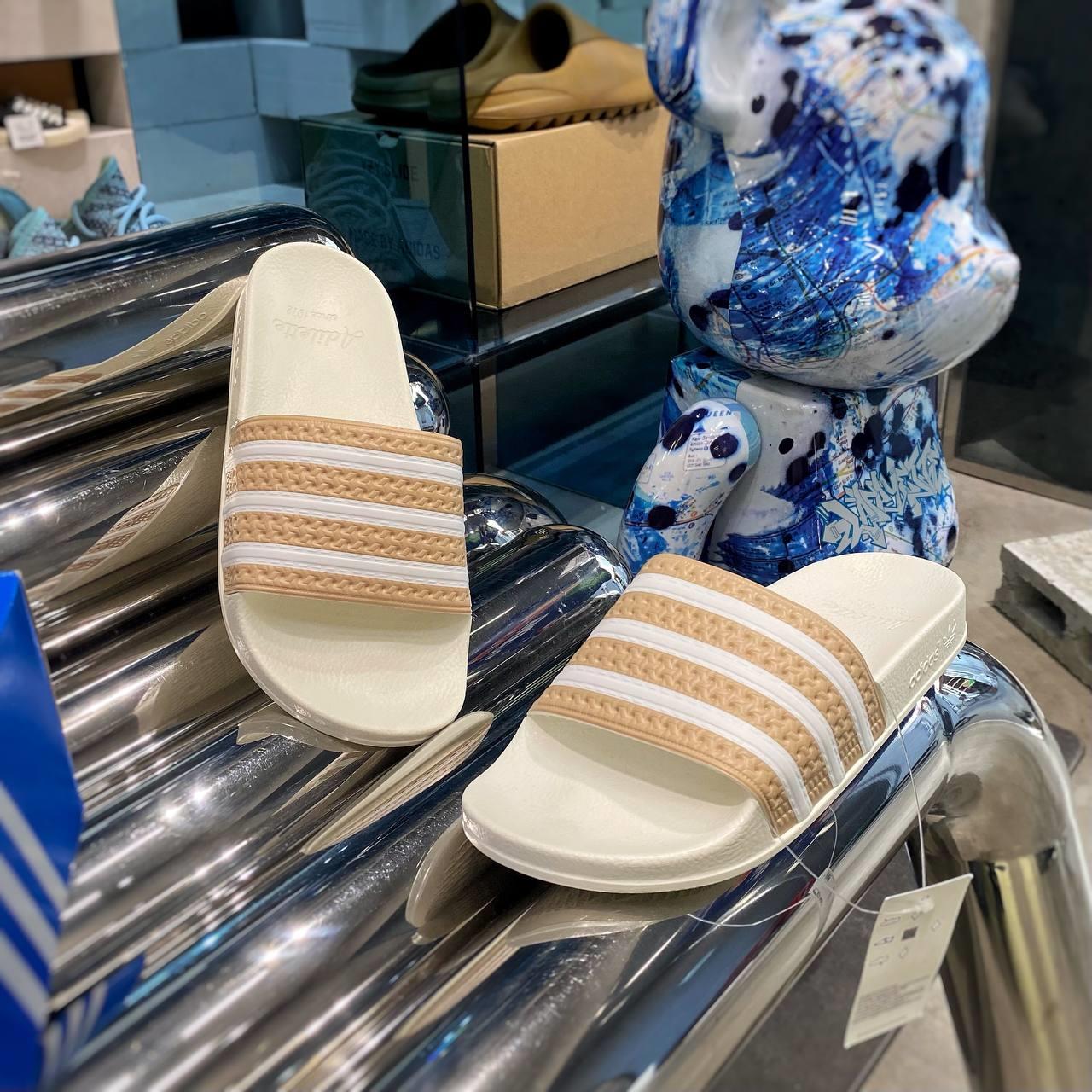 Minhshop.vn - Dép Adidas Adilette Original 1972 Magic Beige [GY2102]