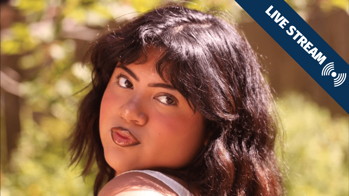 Julia Gagnon LIVE STREAM