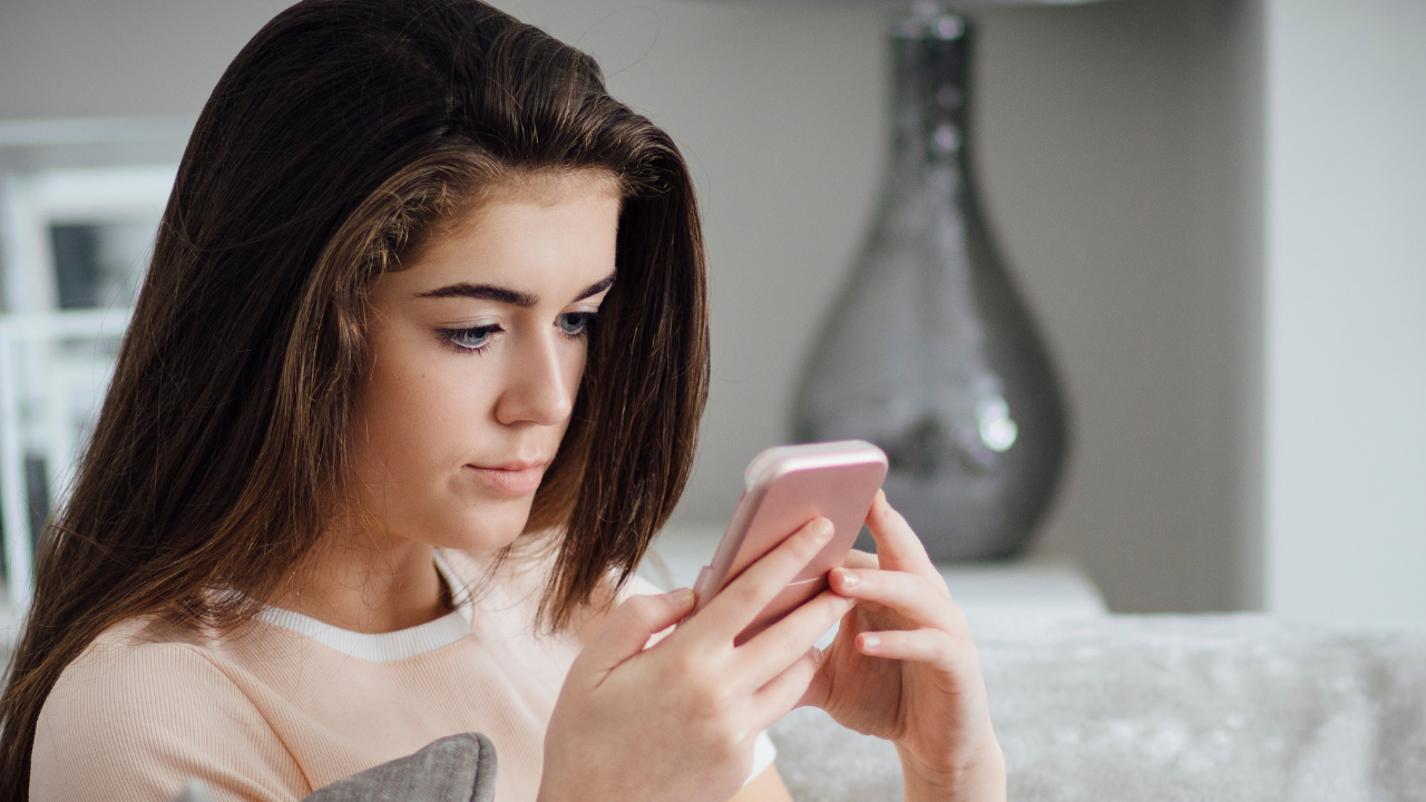 Avoiding Strangers & Dangerous Situations: Help Your Child Stay Safe ...