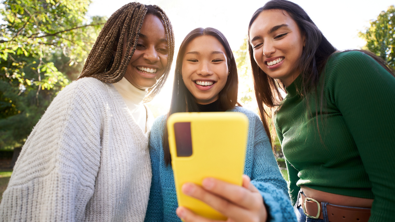 Snapchat & Instagram Teen Risks: Hidden Dangers of Disappearing ...