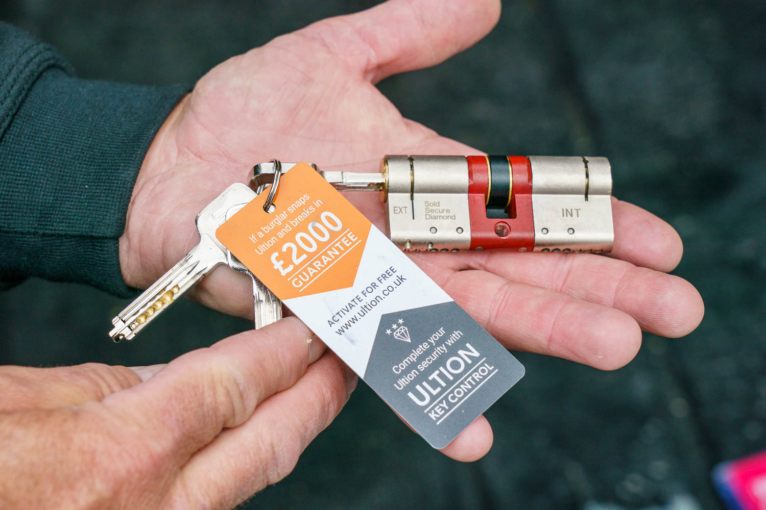 Business profile - Lockforce: Clive opens new Stroud locksmith business ...