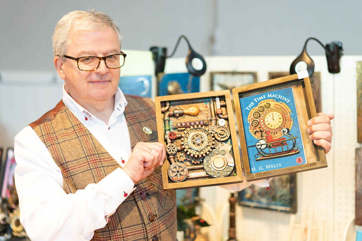 Video and pictures: rain doesn't dampen spirits at Stroud Steampunk ...