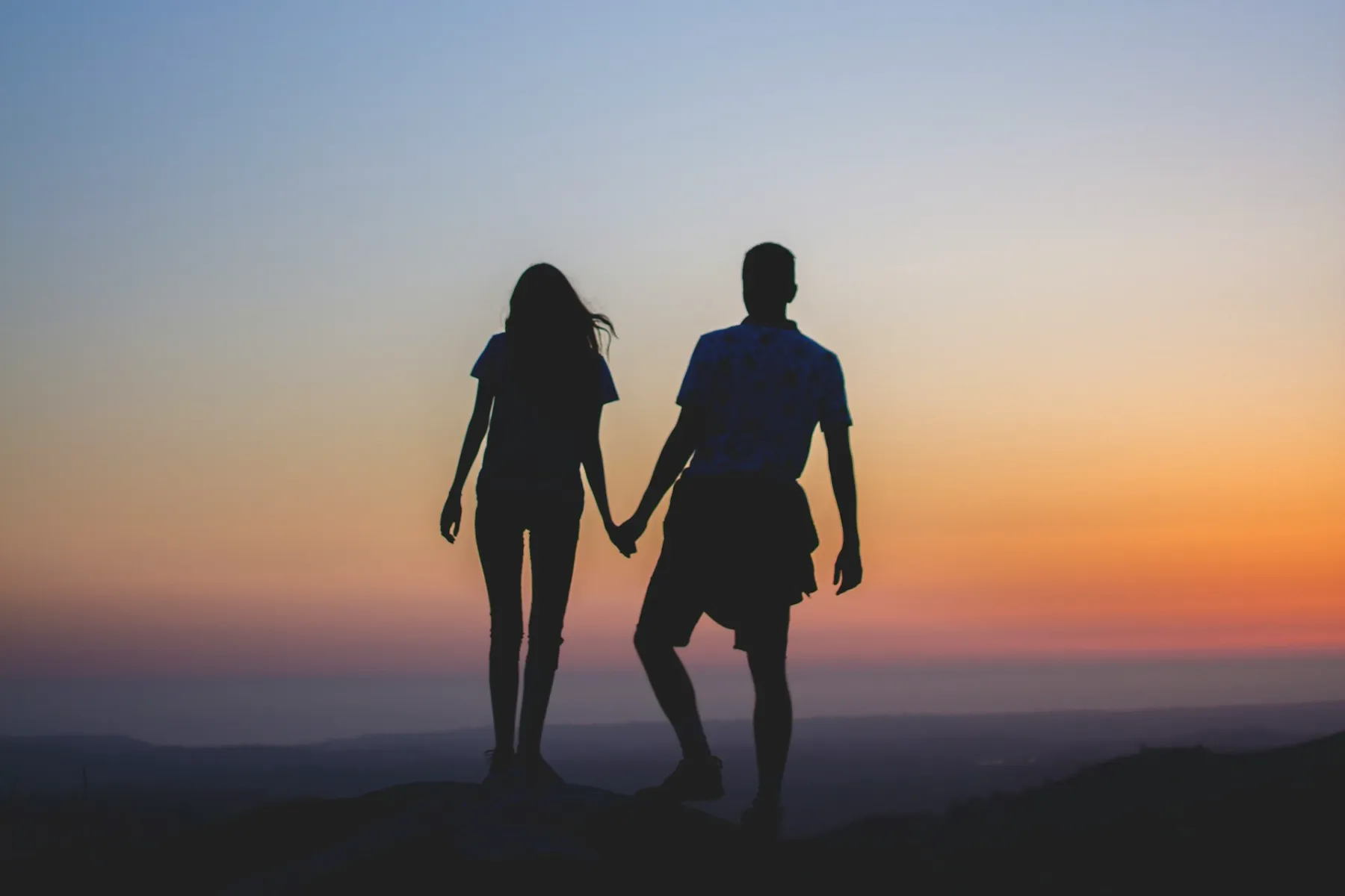 DINKsの意味とは｜後悔はある？子なし夫婦を選んだ人のリアルな声 ｜CORE