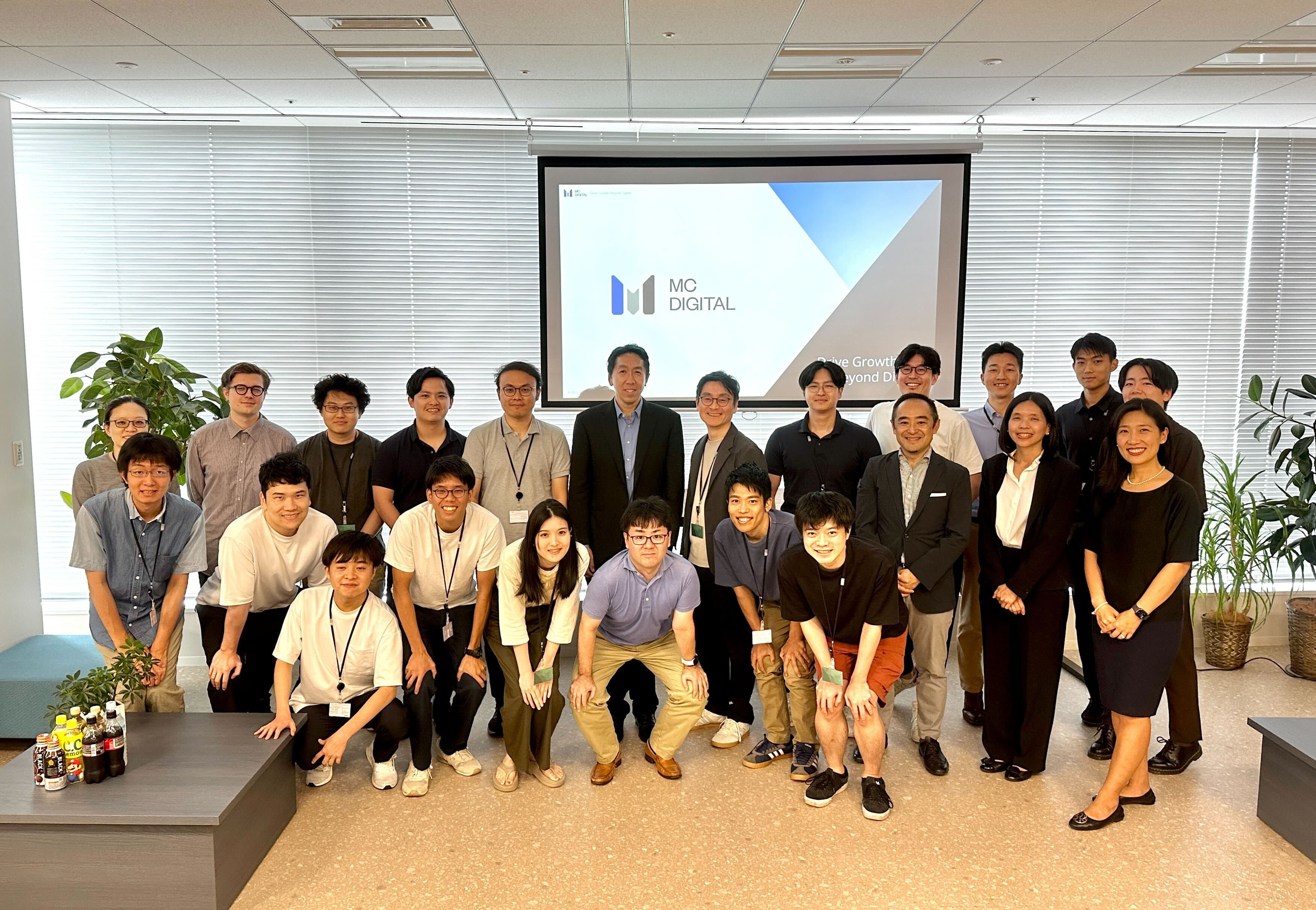 AI界の巨匠 アンドリュー・ング氏、エムシーデジタルを訪問｜TECH BLOG｜ブログ｜MCD3 Inc. - エムシーディースリー株式会社