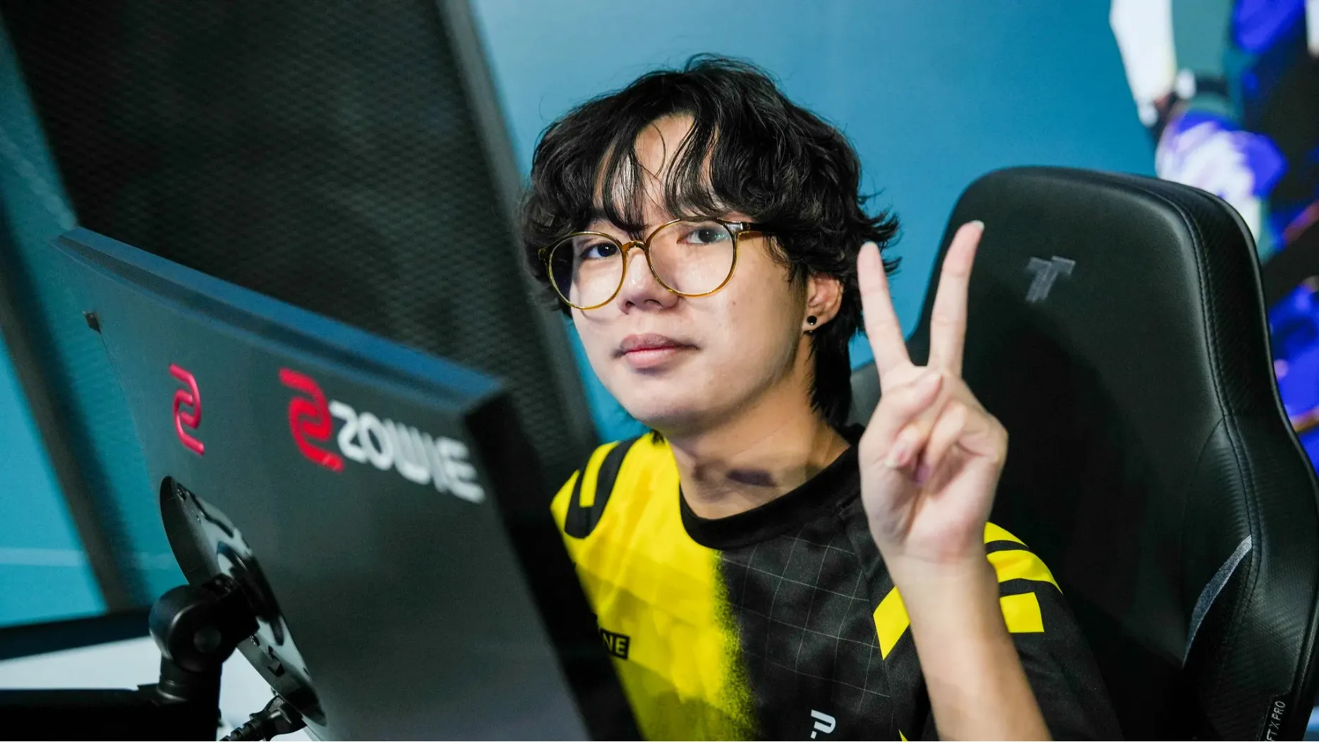 【Pick Up MVP Player】RID yatsuka選手のセットアップ・デバイスまとめ-10/21 | E-Sports_GG