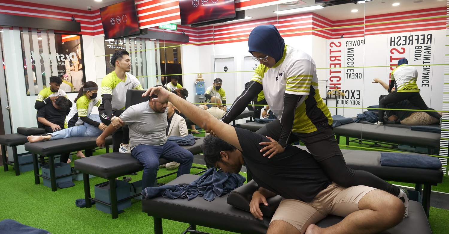 【Dr.stretchマレーシア第1号店「1ウタマ店」がオープンしました。】 - 株式会社nobitel