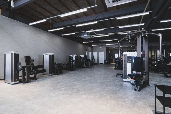 LifeFit（ライフフィット） カンセキ真岡店 | 24時間・年中無休の本格フィットネスジム