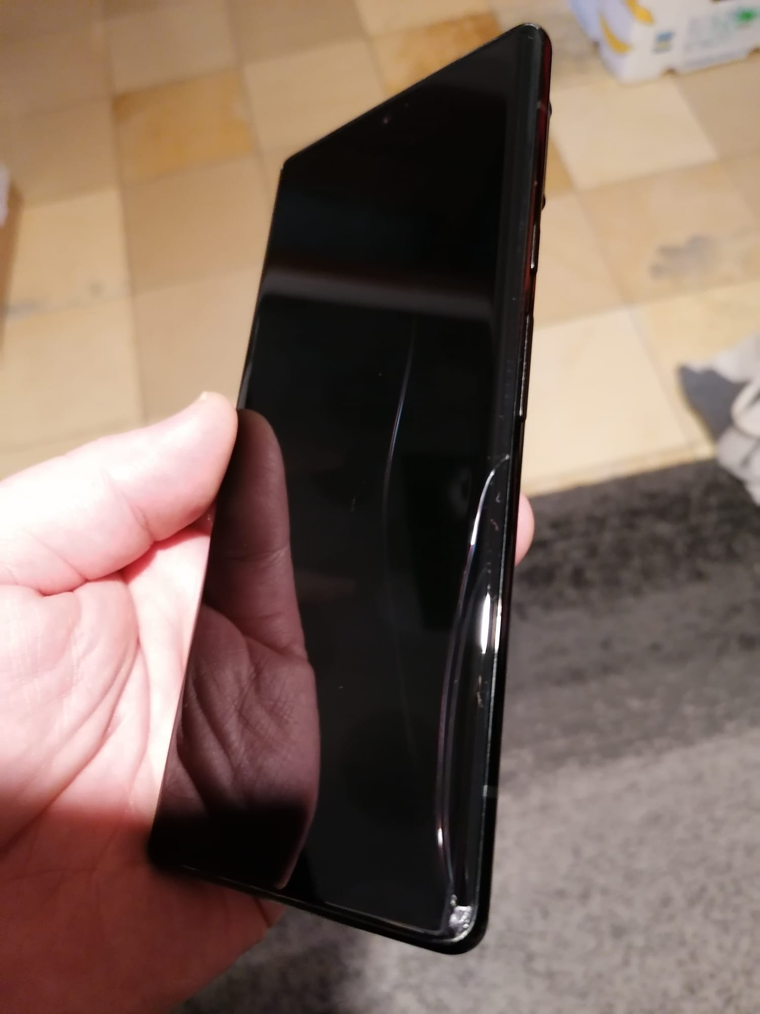 Question - Google Pixel 6 Pro "Spontaneous" Screen Cracks | XDA Forums