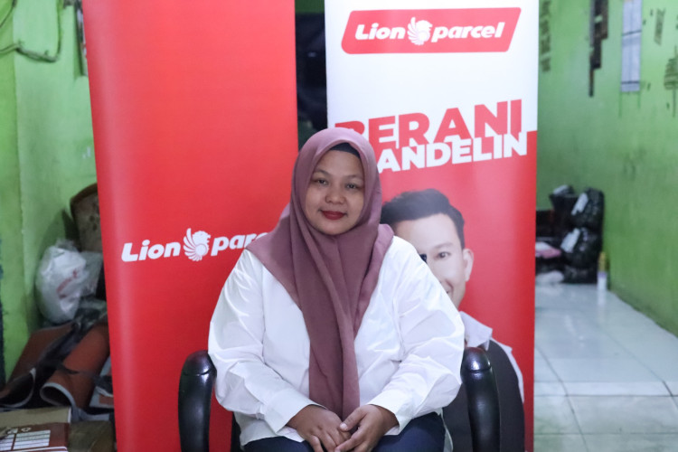 Kisah Sukses Mitra Agen Lion Parcel, Selamatkan Ekonomi Keluarga Hingga ...