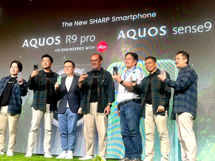 Usung Flagship Aquos R9 pro dan Aquos sense9 Sharp Targetkan Penjualan 600 Unit/Bulan
