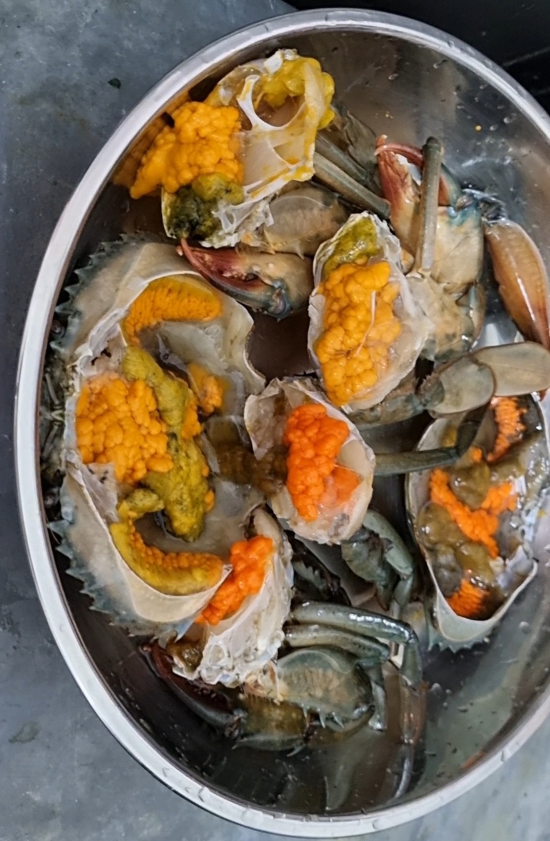 R4 - 400gms Super Roe Female x 2 - M1 Crab International | Take App