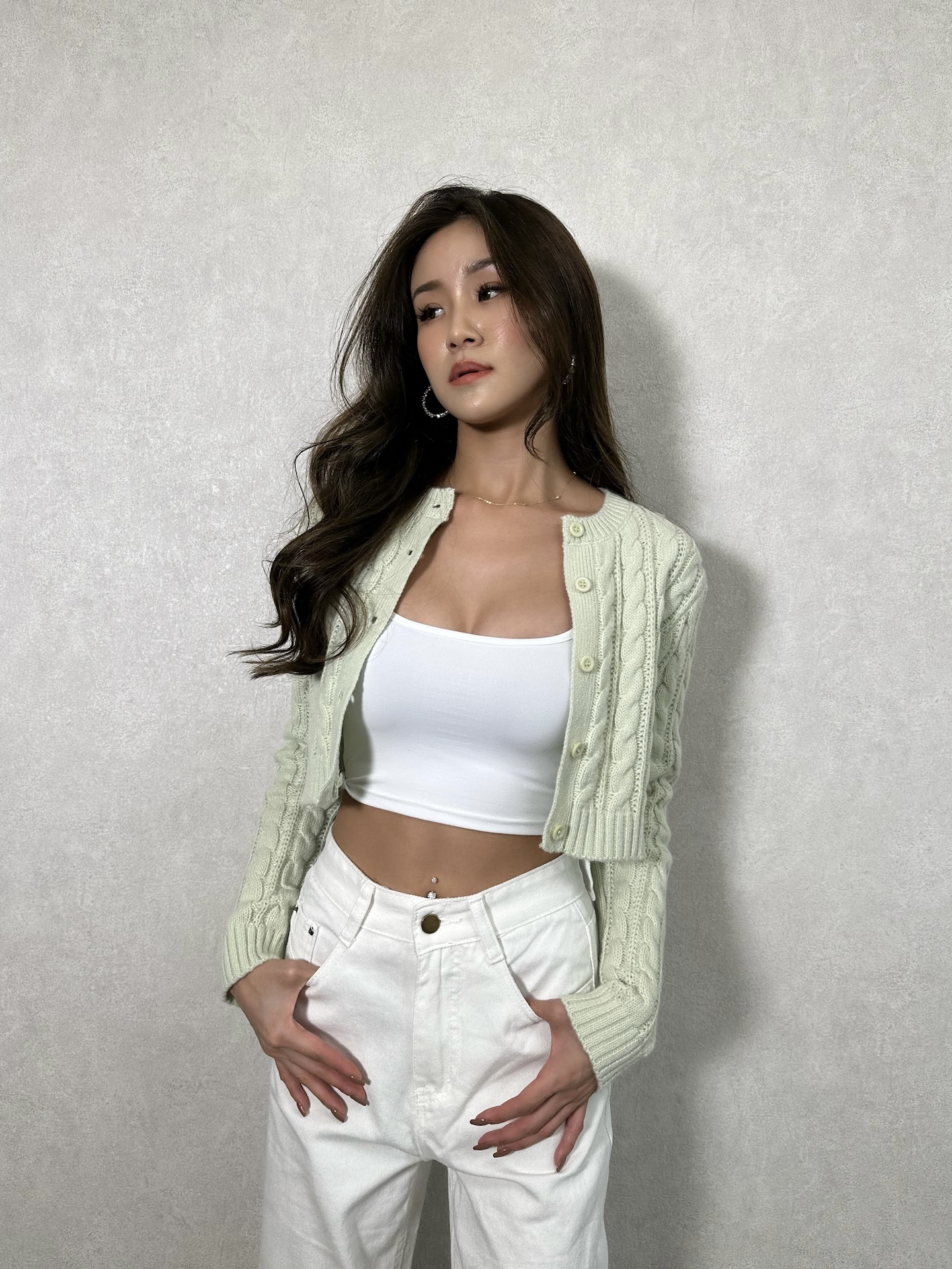 CROP BUTTON SWEATER(Green Apple) - じょあんめりっさ MELTSCLOSET | Take App