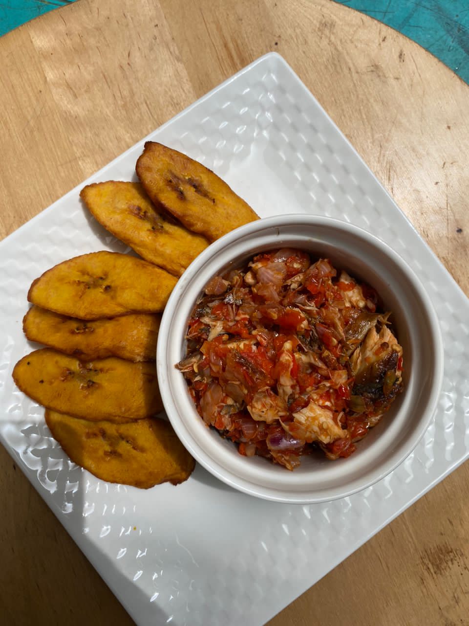 Fried Plantain - Doshs Eats | Take App