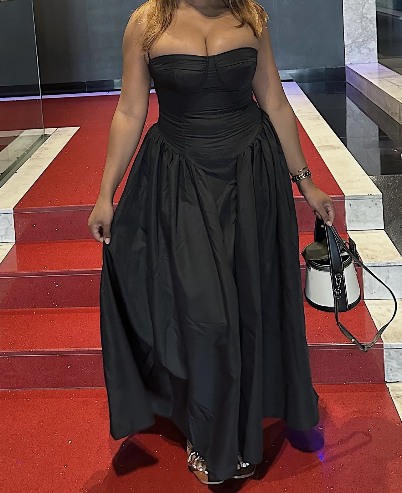 Nicole umbrella dress - Cassie_M_clothing | Take App