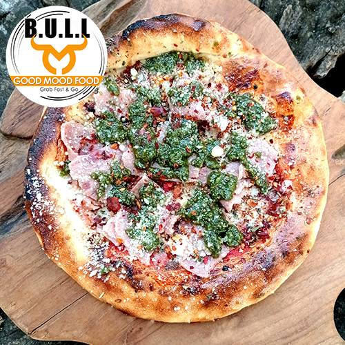 Pizza Pesto Pistachio - Daging sapi asap - Bullfood.id | Pilihan Utama ...