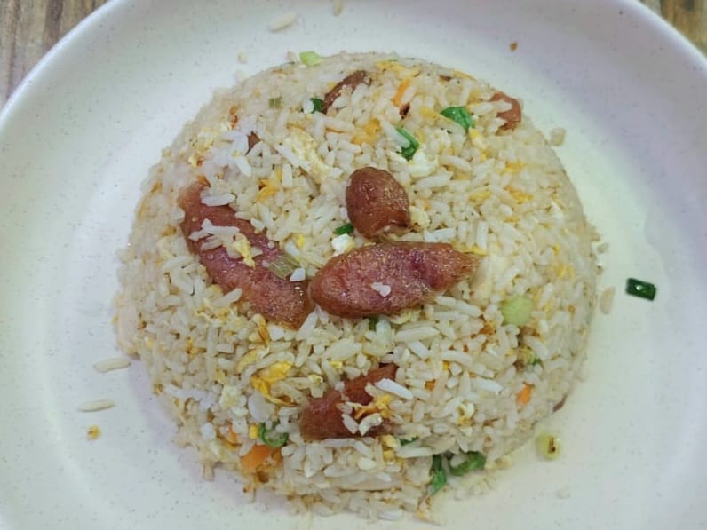 CHINESE SAUSAGE FRIED RICE - MY PASTA WESTERN AND HALALCHINESEFOOD ...