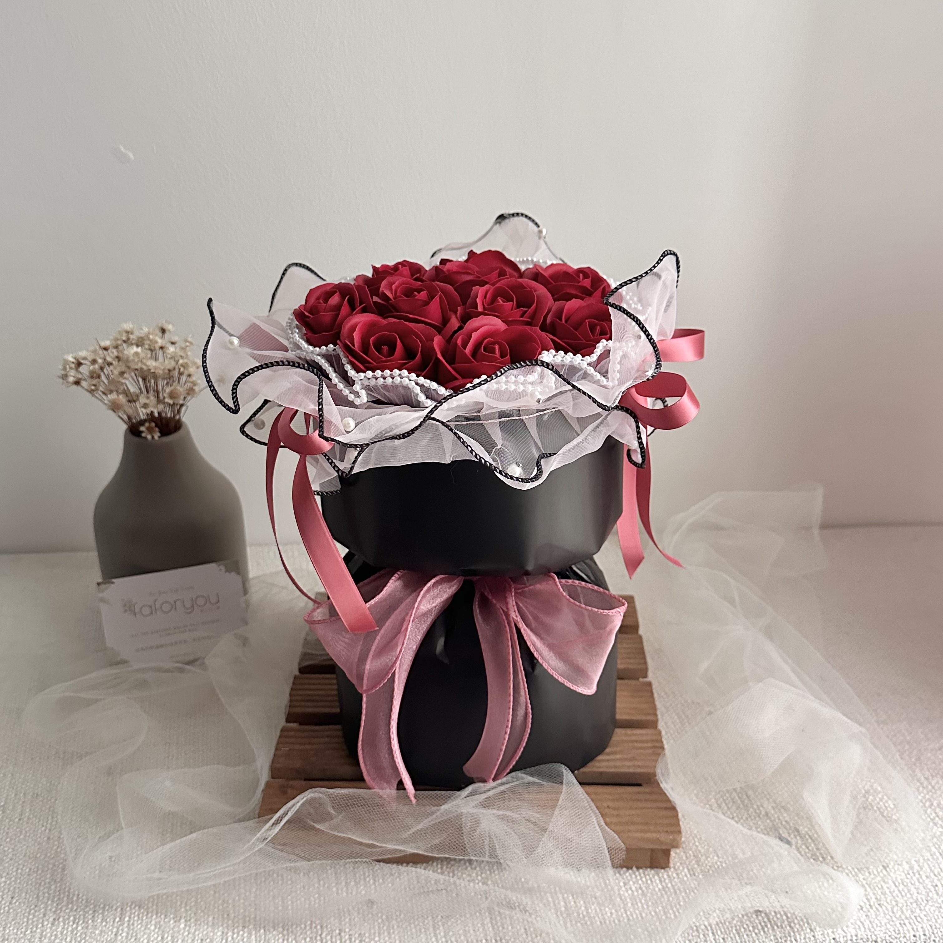 Small Ballet Style Soap Rose Round Bouquet - Soap Rose Bouquet | Over 100 Design Choices | Take App