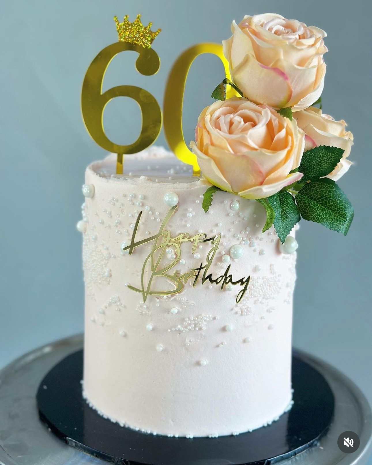 6 inches 3 Layers Buttercream cake - Cakes in Ibadan