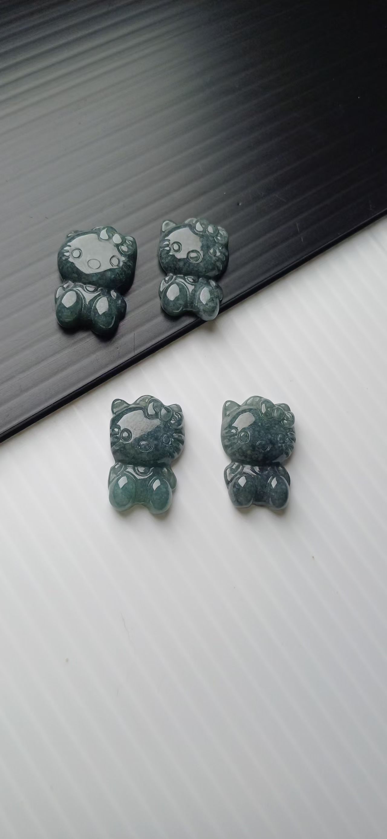 BLUE WATER JADE - HELLO KITTY CHARMS/PENDANT - A-Nong.Co | Take App