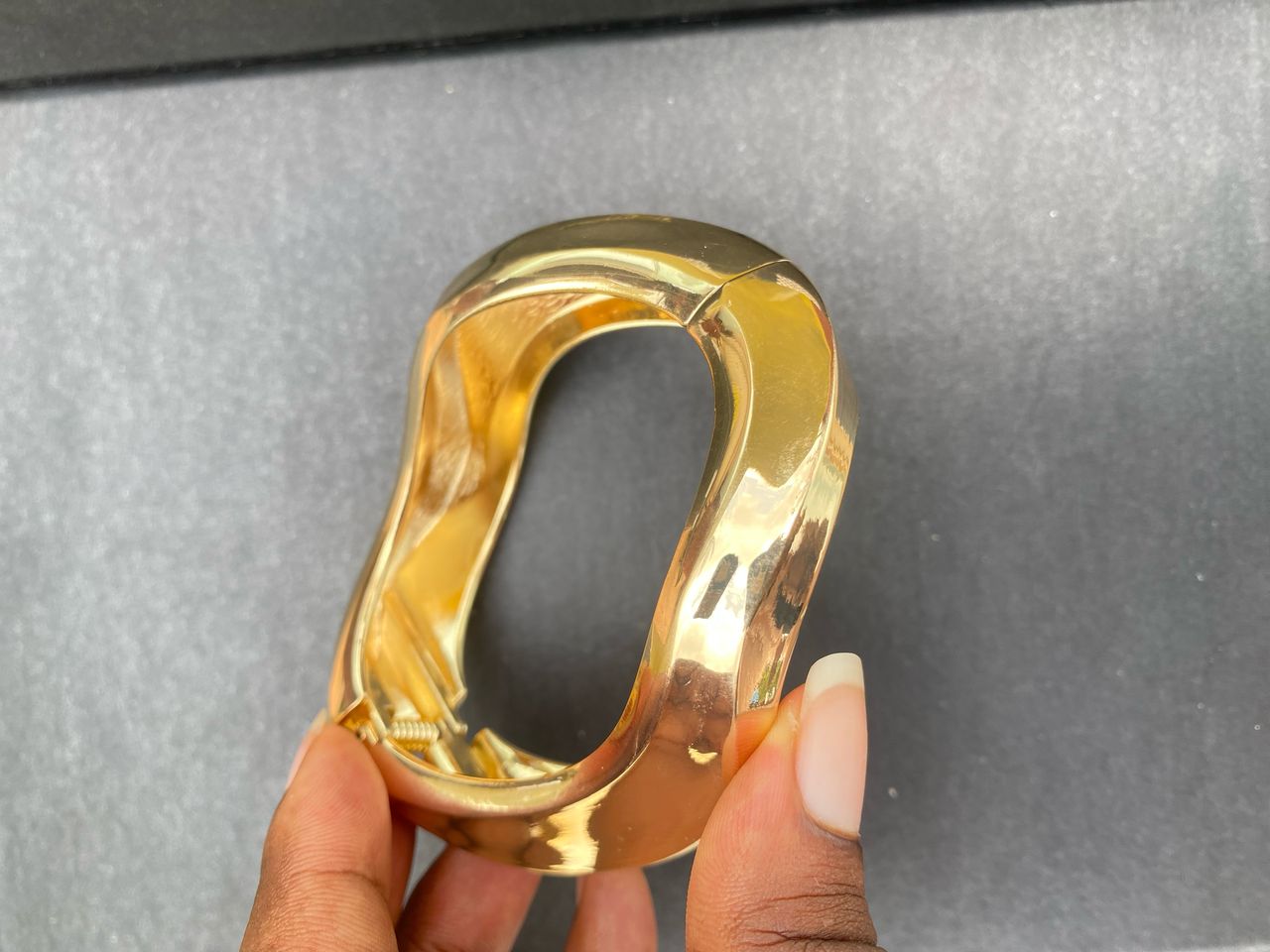 Bangle - Aura | Take App