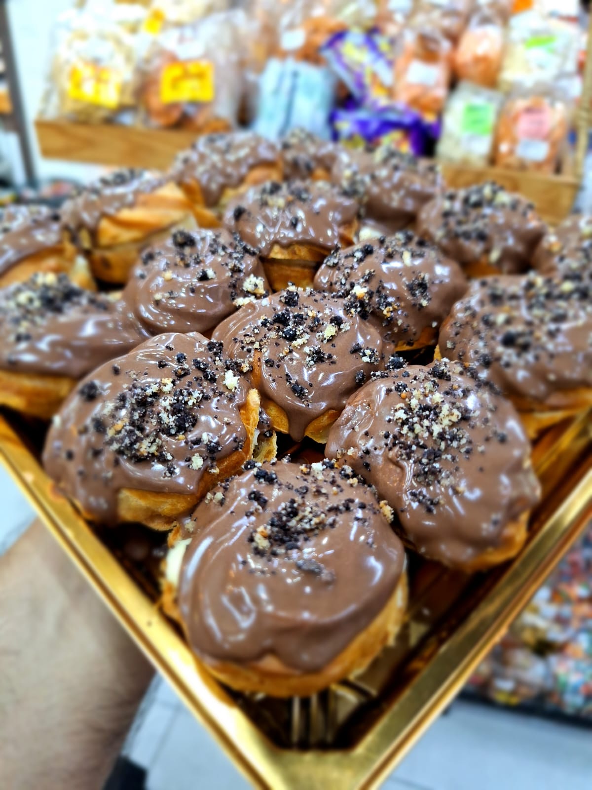 Gourmet Fresh Cream Eclairs 16's - Holtons Retail Convenience