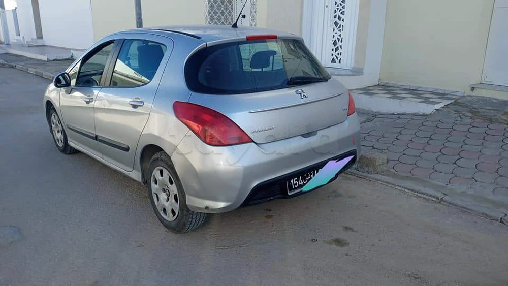 Peugeot 308 - 2011 Essence 6 CV à Monastir - autoprix.tn