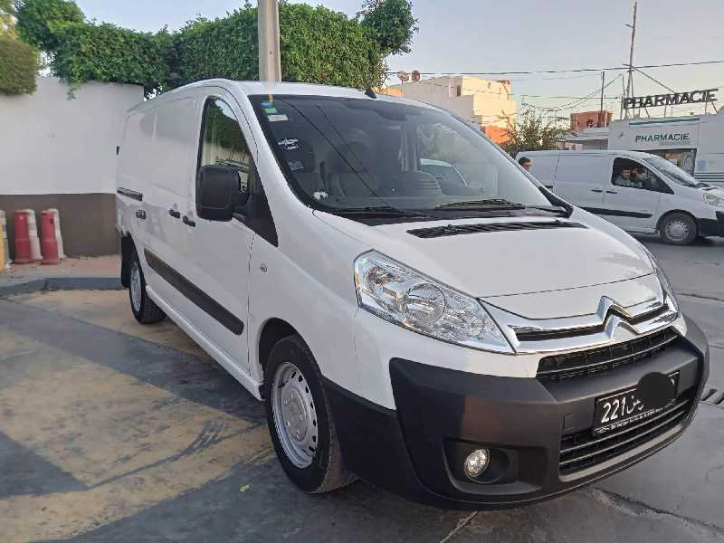 Citroen Jumpy - 2016 Diesel 7 CV à Ariana - autoprix.tn