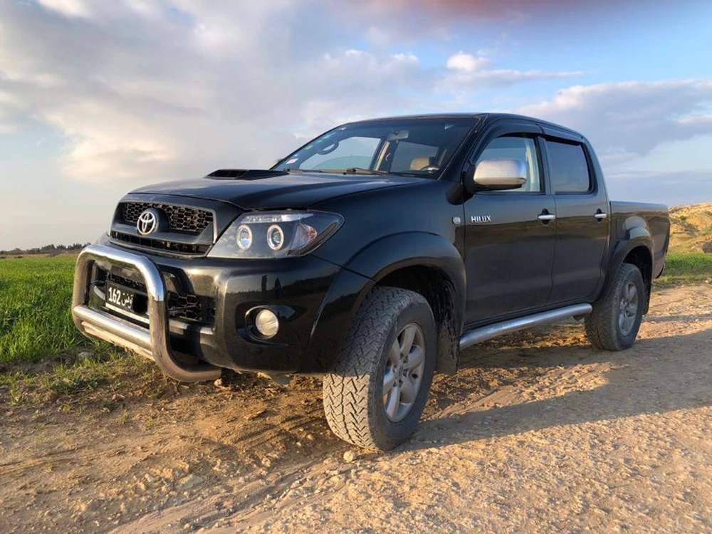 Toyota Hilux - 2010 Diesel 10 CV à Nabeul - autoprix.tn